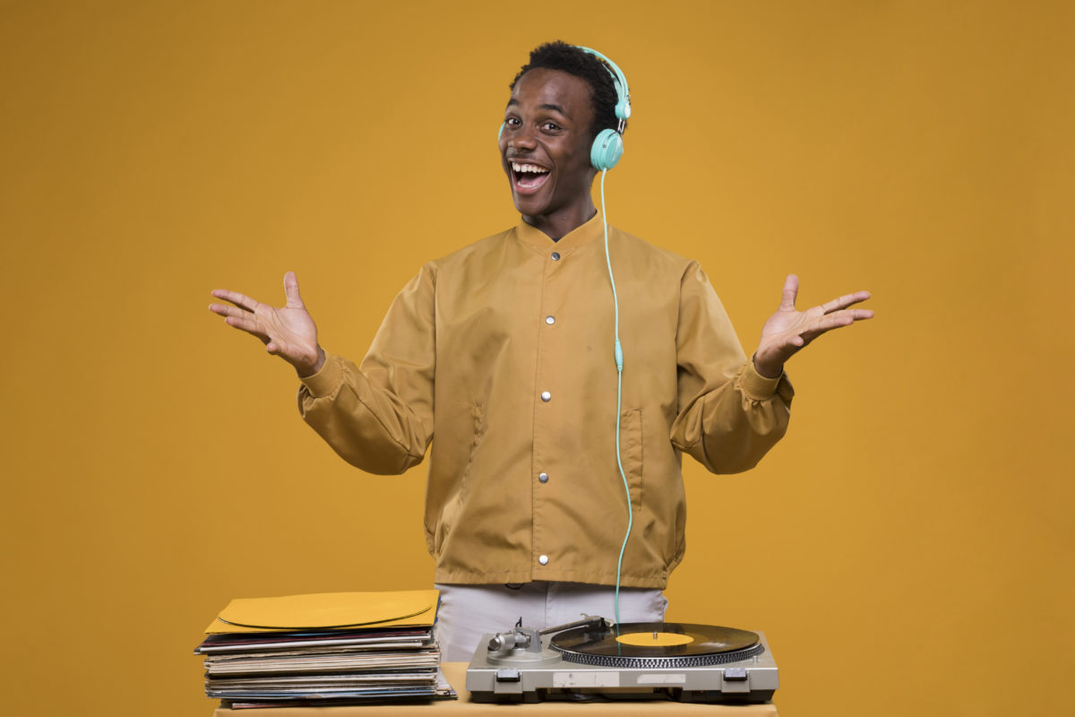 FORMATION DJ - Cours DJ en ligne pour mixer et Devenir DJ